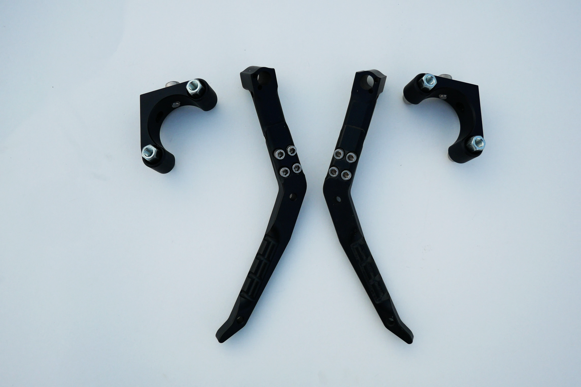 Blue Pegs – IRM Moto